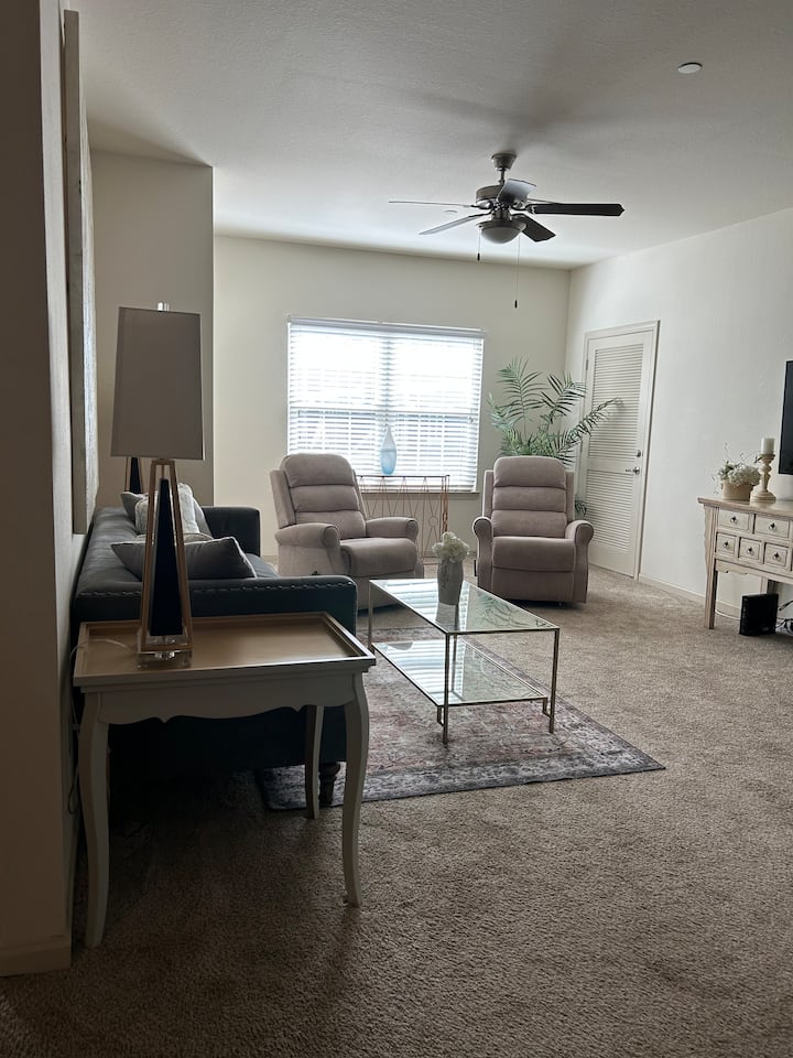 Posh Living With Pool - Mobile, AL