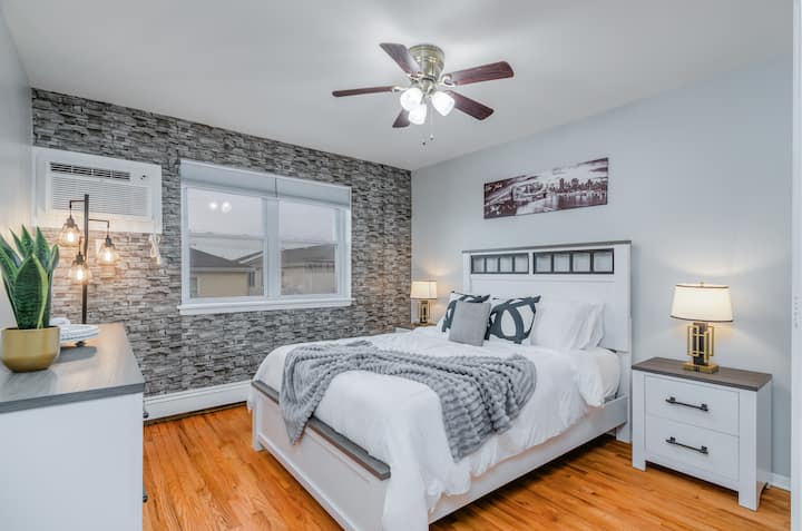 Cozy & Quiet Home Near Nyc | Free Parking - Queens, NY