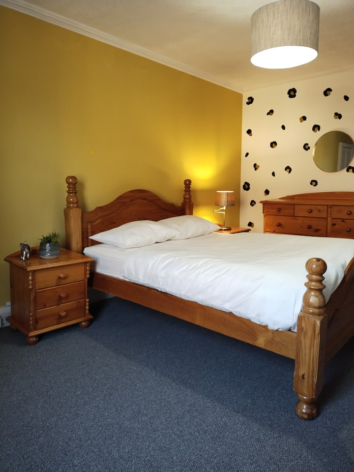 Premium Double Room No: 1 - Cullen