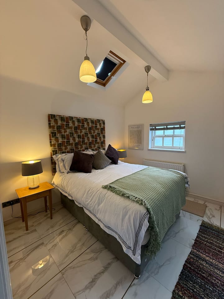 Peaceful And Centrally-located Coach House - Birmingham