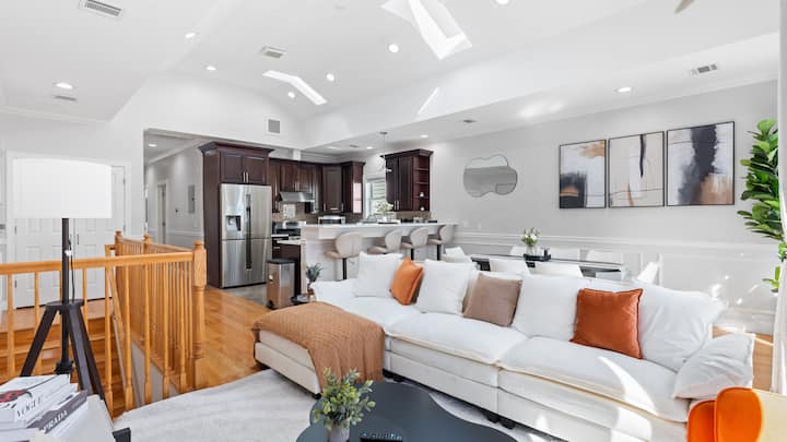 Luxury Retreat| Walk 2 Path| Nyc In Mins | Parking - Weehawken, NJ