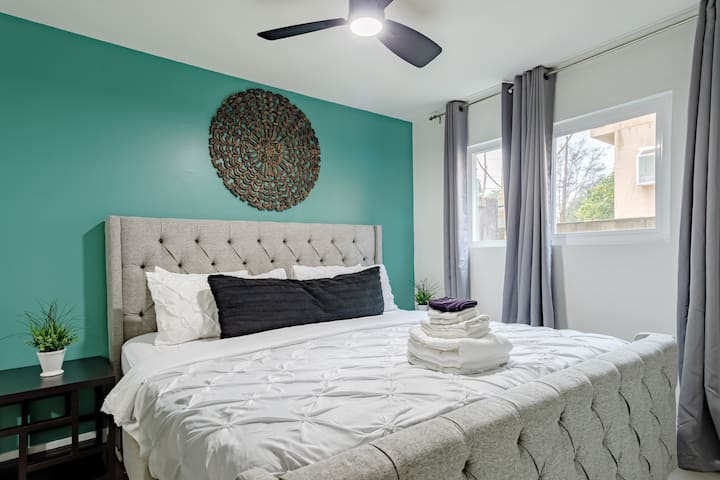 Relax & Recharge In A Cozy 2br - San Gabriel, CA