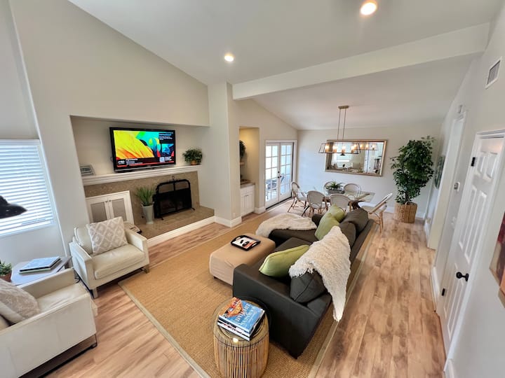 Special Rate For Large Beach, Shop & Golf Condo! - Newport Beach, CA