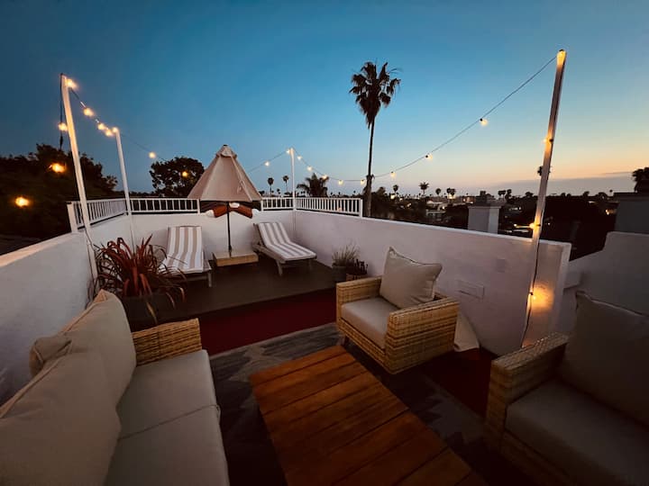 Bright Beach House W/roof Deck Walk To Everything! - Mission Bay