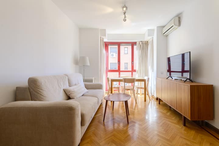 Flat In Residencial Area - Madrid