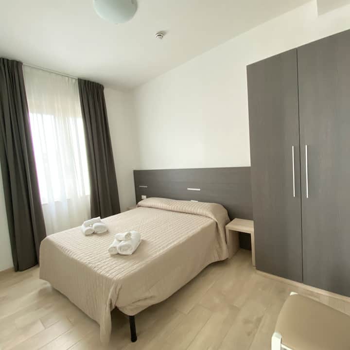 Camera Quadrupla "Bed&book" - Rimini
