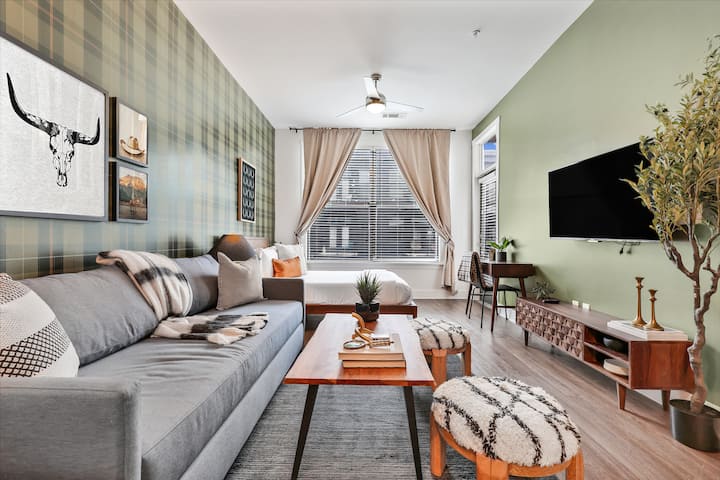 Trendy Condo With Pool & Gym In Music City - Nissan Stadium Nashville