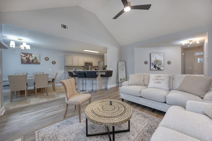 Columbus/ft. Benning Skylight Retreat - Columbus, GA