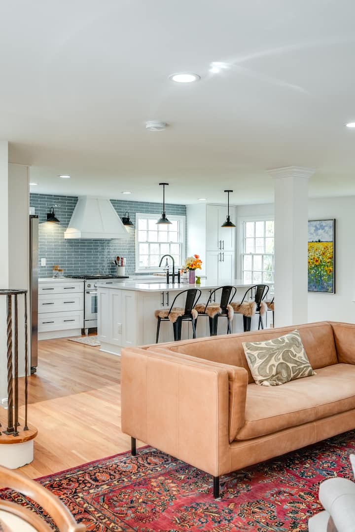 Quintessential Chagrin Falls! - Bainbridge, OH