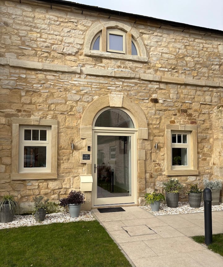 Tadcaster Golf - Barn 2 Min Walk - Hazlewood Castle & Spa
