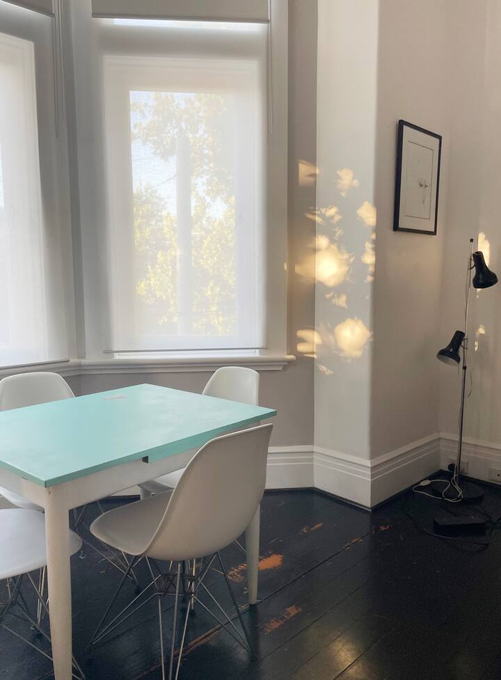 Vintage Apartment In The Epicentre Of St Kilda - St Kilda