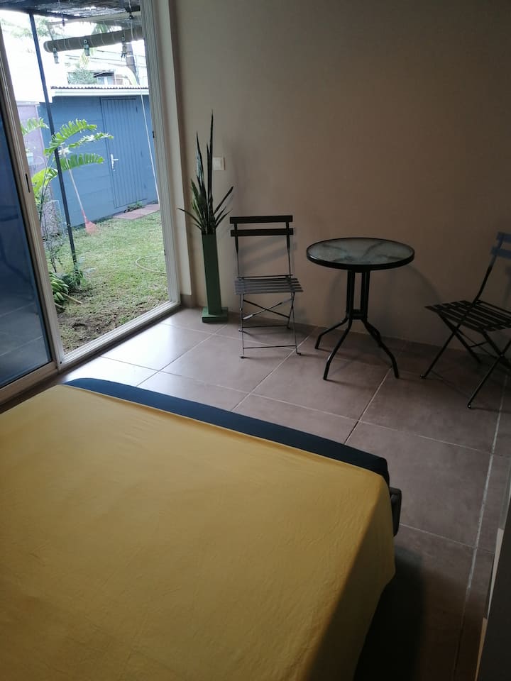 Chambre Sur Jardin - Saint-Pierre