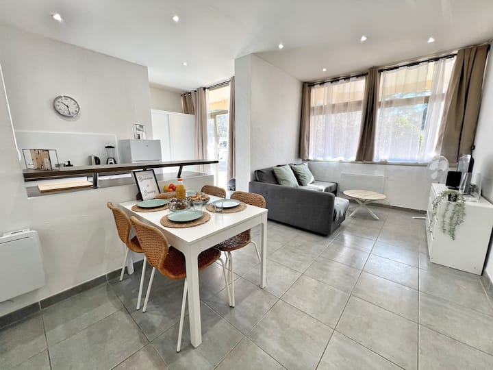 Appartement Tout Confort En Résidence Avec Piscine - Sanary-sur-Mer