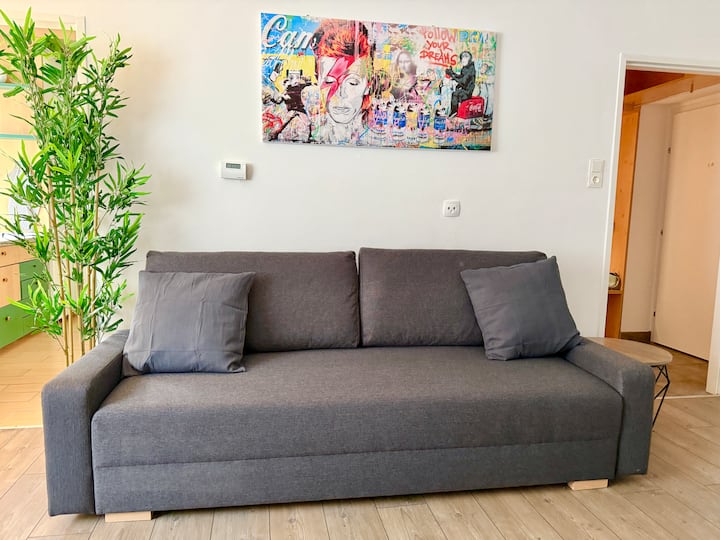 Schwechat | Near Airport | Train - Schwechat