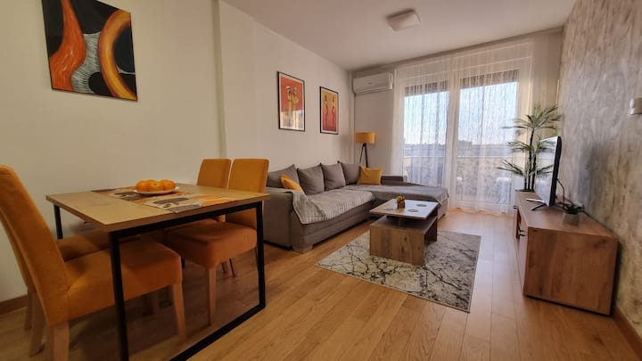 Apartman Dea Lux Novi Sad +Garage Parking+ Wifi - Novi Sad