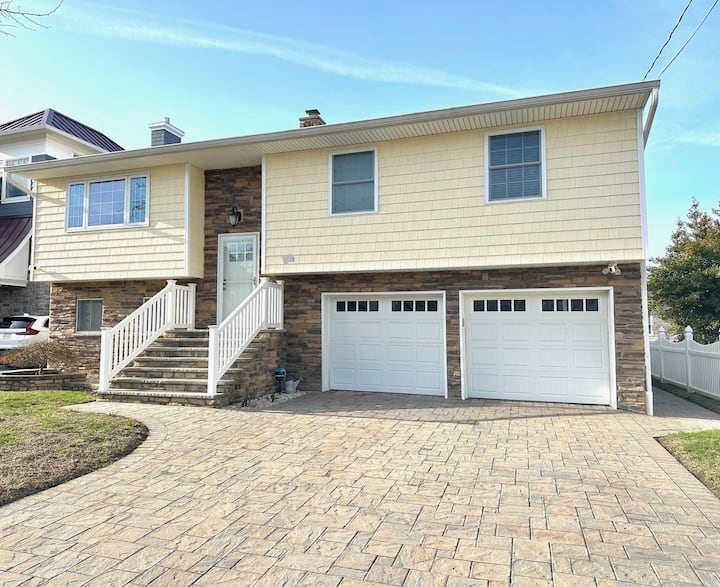 Belmar Shore House By The Sea! - Belmar, NJ