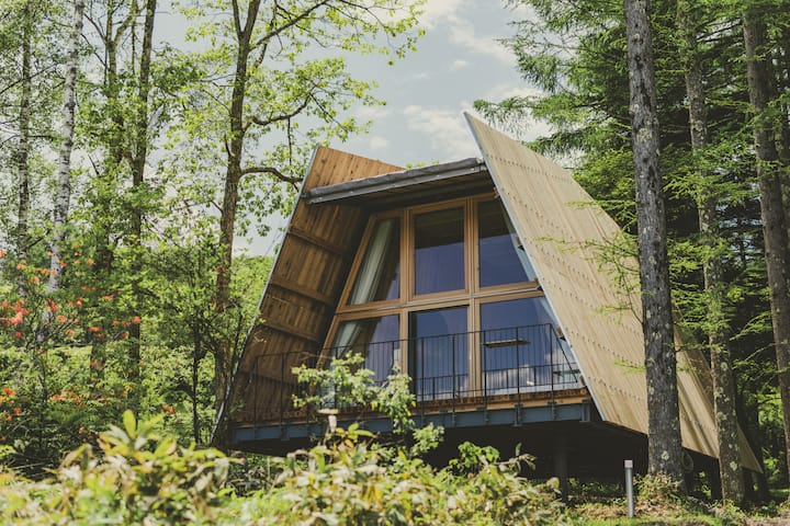 白樺湖望む森、アクティビティ拠点の自然共生型キャビン｜Sanu 2nd Home 白樺湖2nd - Chino
