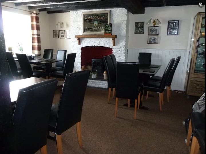 Quite Room In Pant-y-dwr Rhayader - Rhayader