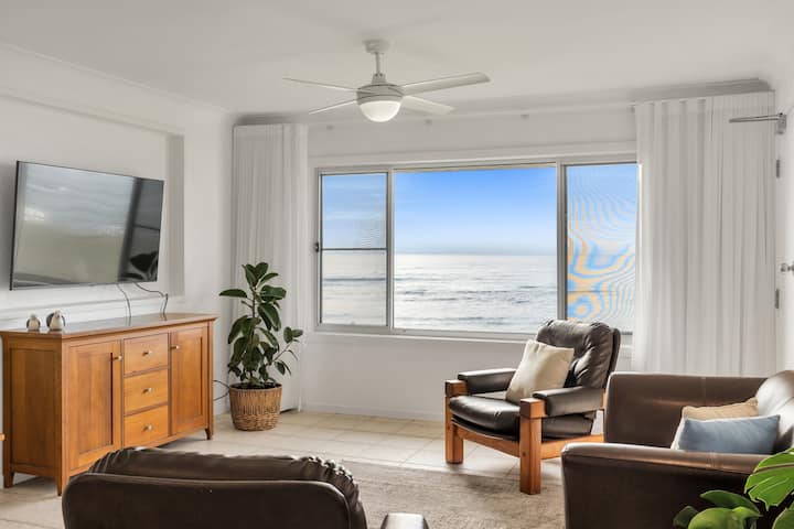 Absolute Beachfront Apartment 1t - Lennox Head