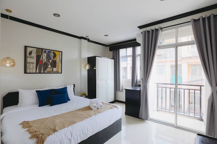 Private Floor 2 | 4br/ Patong Beach /Private - Patong Beach