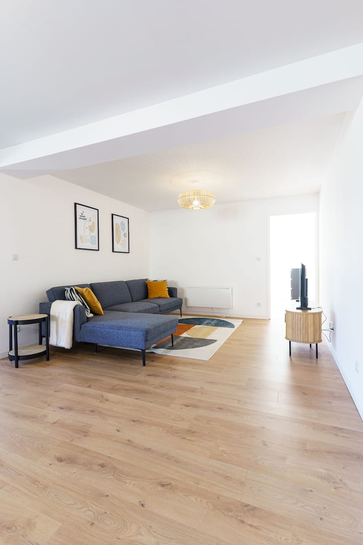 Appartement Spacieux Et Cosy En Impasse 8 Pers. - Saint-Quentin