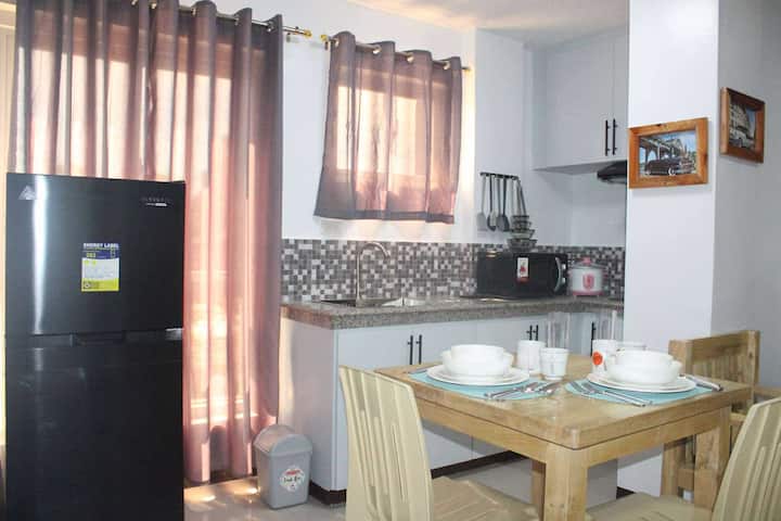 Shr Bed&breakfast - Couple Suite! - Laoag