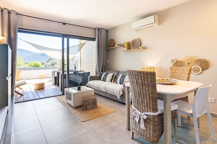 Joli T2 Dans Résidence Avec Piscine - Porto-Vecchio