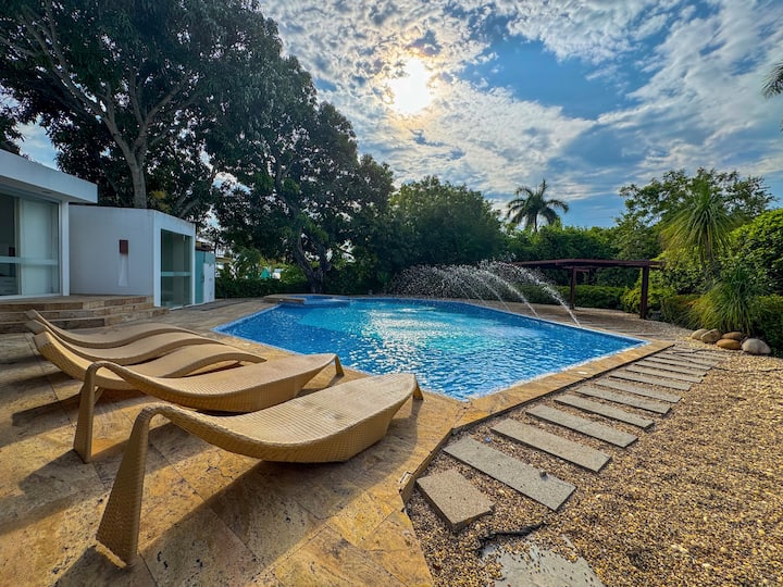 El Peñón Girardot - Casa Luxury - Ricaurte