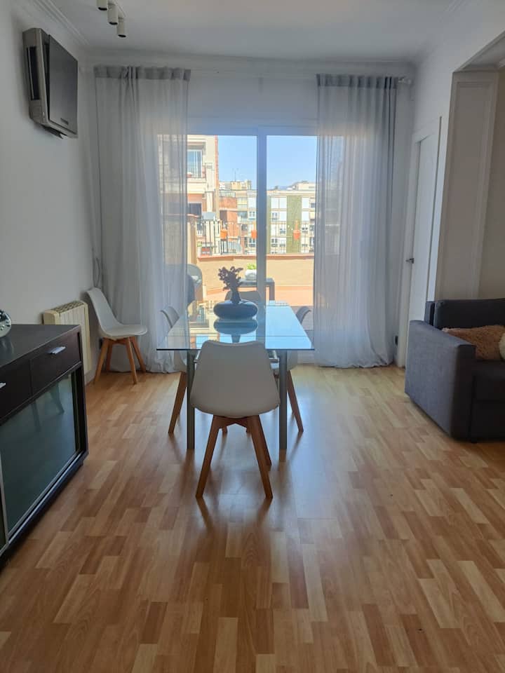 Barcelona City With Terrace - 바르셀로나