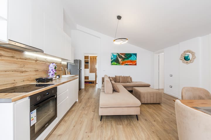 The Modern Beach Escape By Ps - Golem