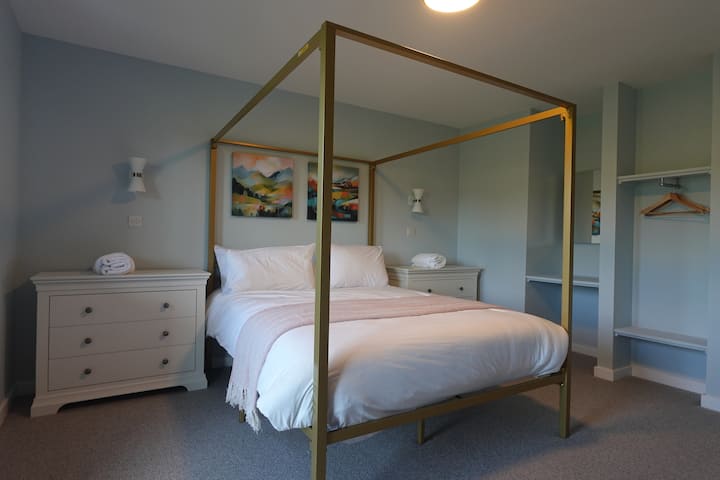 Modern, Accessible Cottage Near Longleat & Bath - Warminster