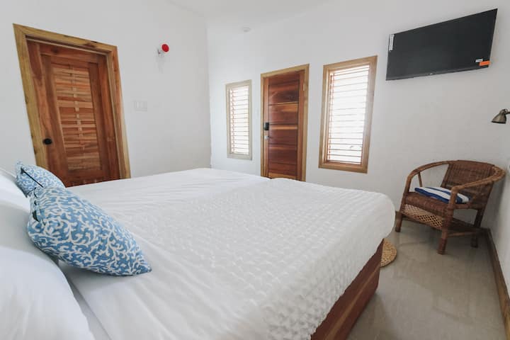 Begona Cliff Hotel - Guava - Lower Deck - Negril