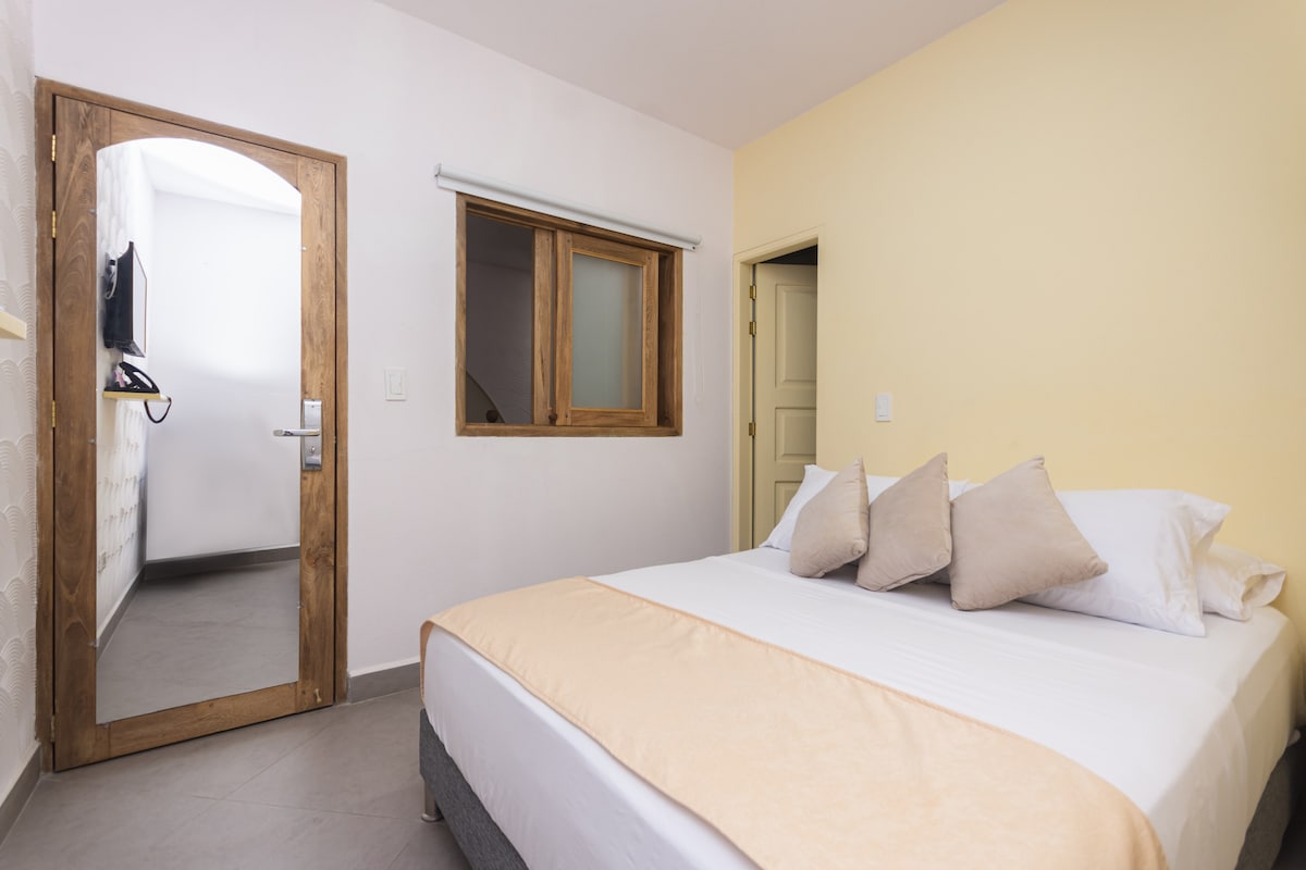 A space full of light and positive energy in Guatapé - Hotels for Rent ...