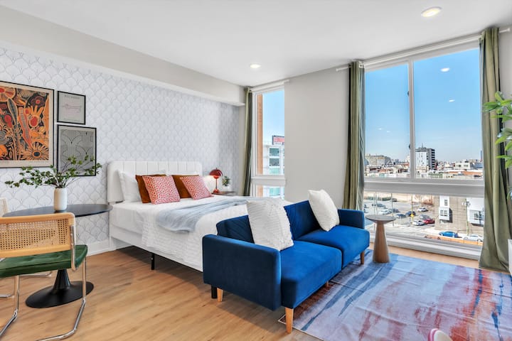 Luxe Studio W/ City Views | Near Fishtown - Philadelphia, PA