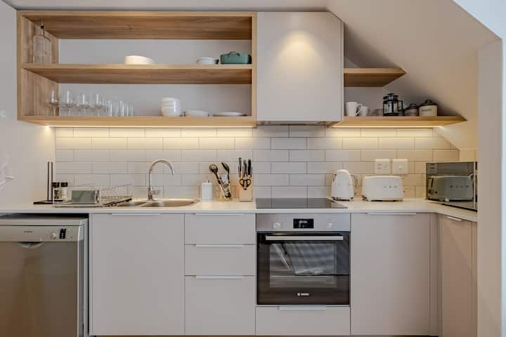 Chic Coastal Hideaway - Hermanus