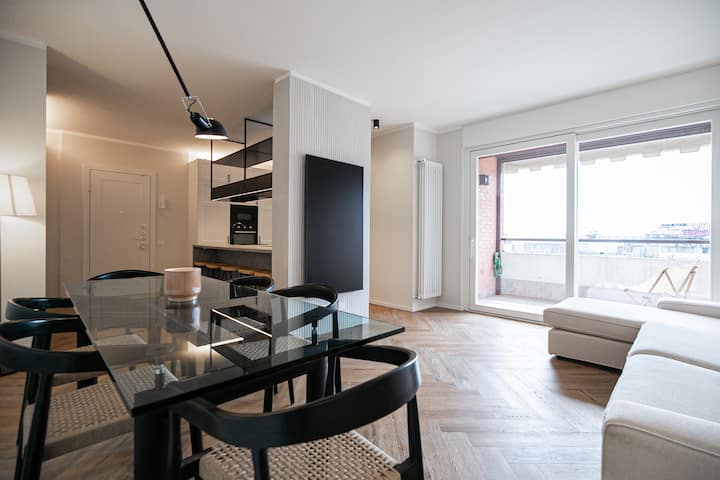 Bright Modern Penthouse - Milan