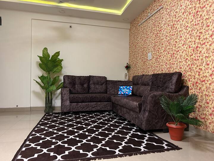 Raostays 1100sqft 3bhk Spacious Flat - Soma - Bhopal