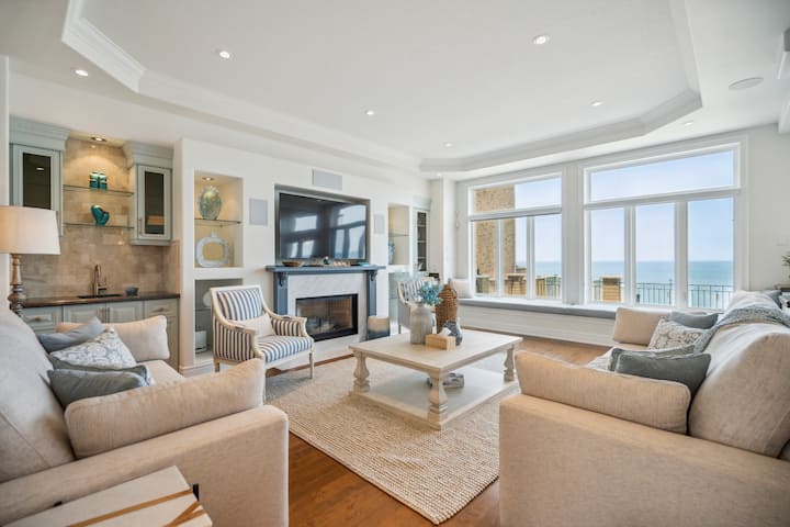 Lakeside Villa - Grimsby