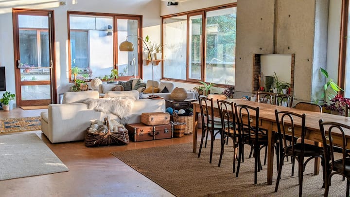 Loft Familial Avec Jardin à Die - Drôme