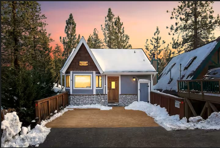 La Miracle's Chalet *Pet Friendly/hottub* - Big Bear Lake, CA