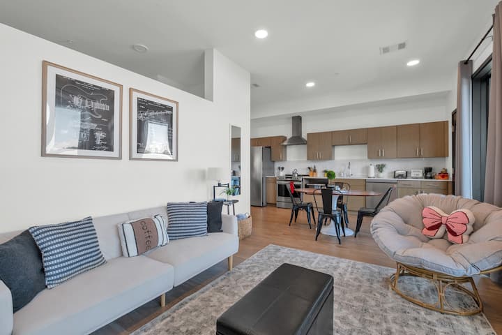 Nashville Retreat: Stylish Condo Near Broadway - Nashville, TN