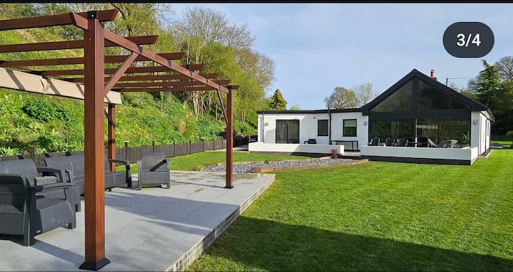 Private En-suite Room On Llangollen Canal - Whitchurch