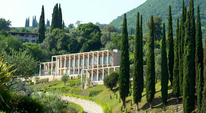 Luxury Lake Garda View Resort, Italy - Gardone Riviera