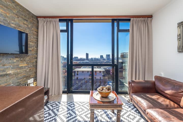 14th Floor City Center Apartment With Rooftop Pool - Fokváros