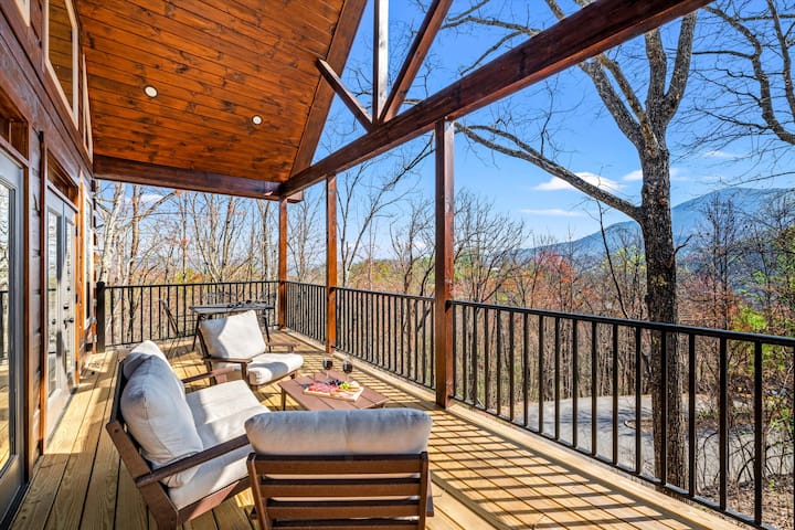 Escape To The Smokies – At Park's Edge - Townsend, TN