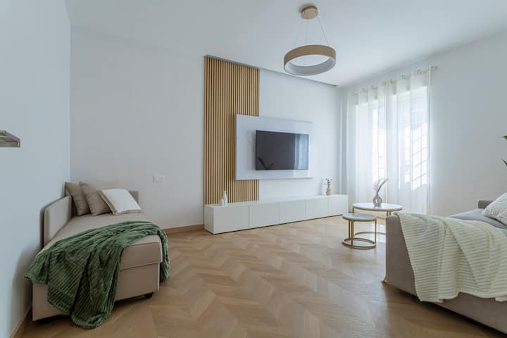 Loft Elegante Su Metro B A Roma, La Casettadivana - Rome