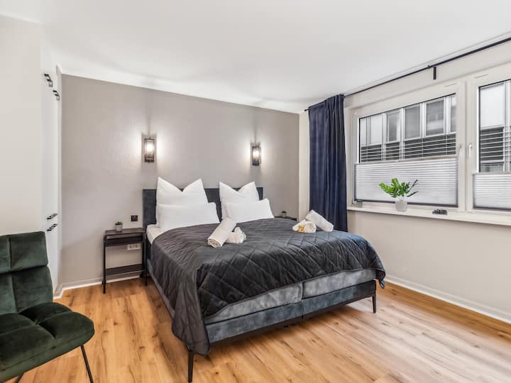 Modernes 2 Zi.-apartment + Balkon, Zentrale Lage - Bremen