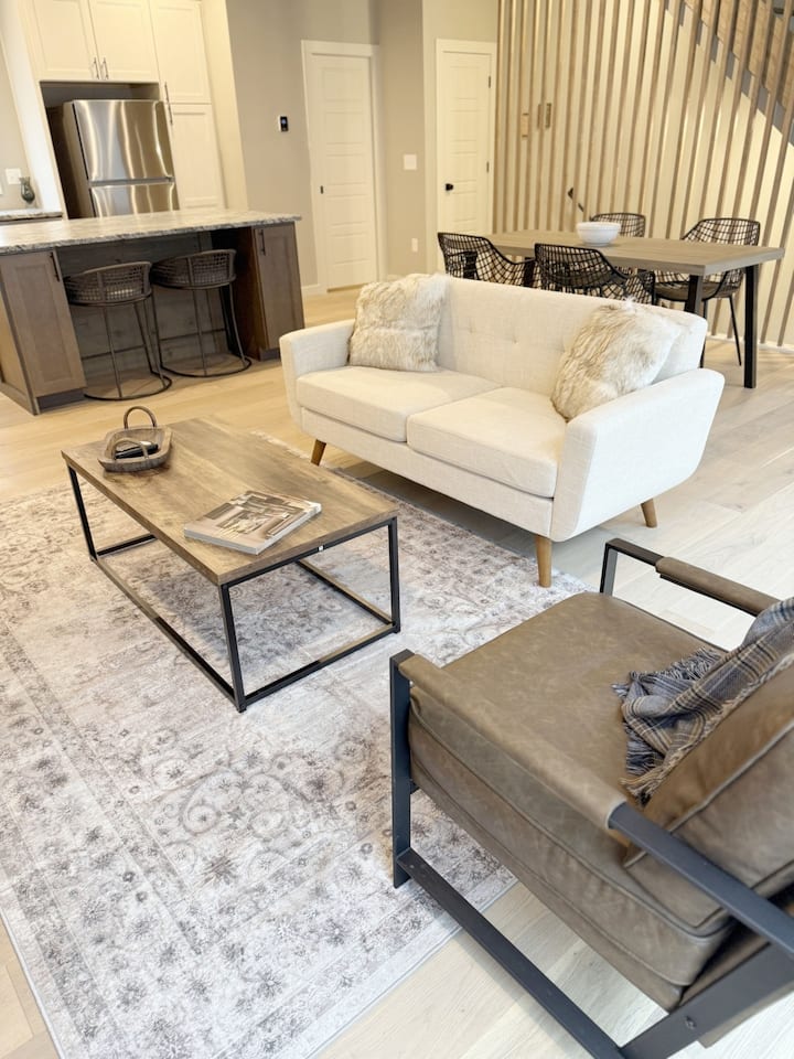 Gorgeous Clemson | Greenville Retreat 2br 2.5 Bath - Easley, SC