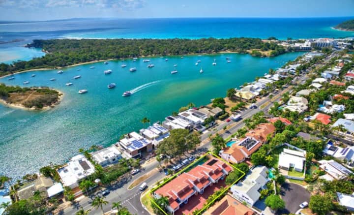 Couple Escape-10min Walk To Hastings St&beach - Noosa