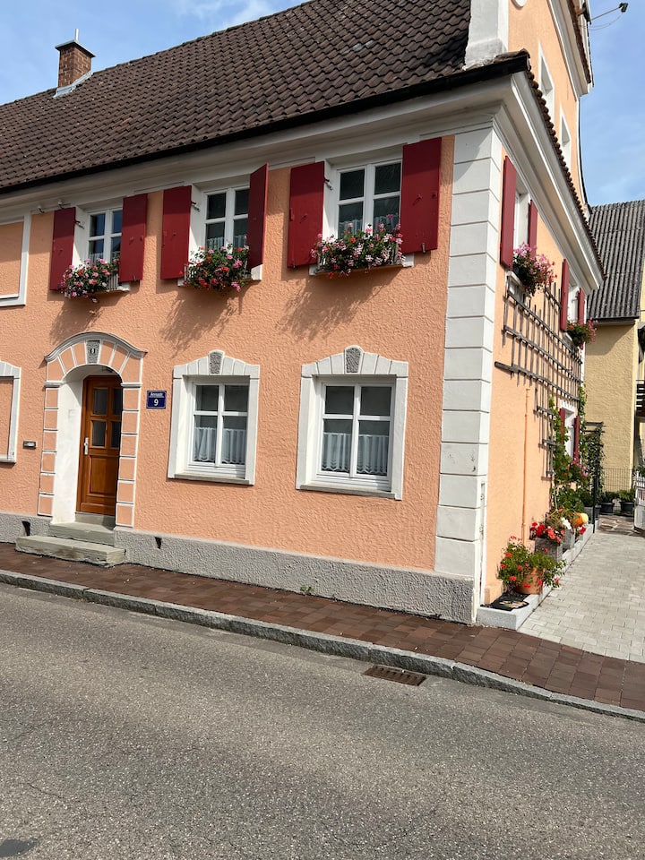 Anna9 | 55m² Ferienwohnung Nahe Legoland Günzburg - Krumbach